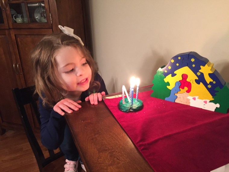 Advent By Candlelight – Noteworthy Mommy